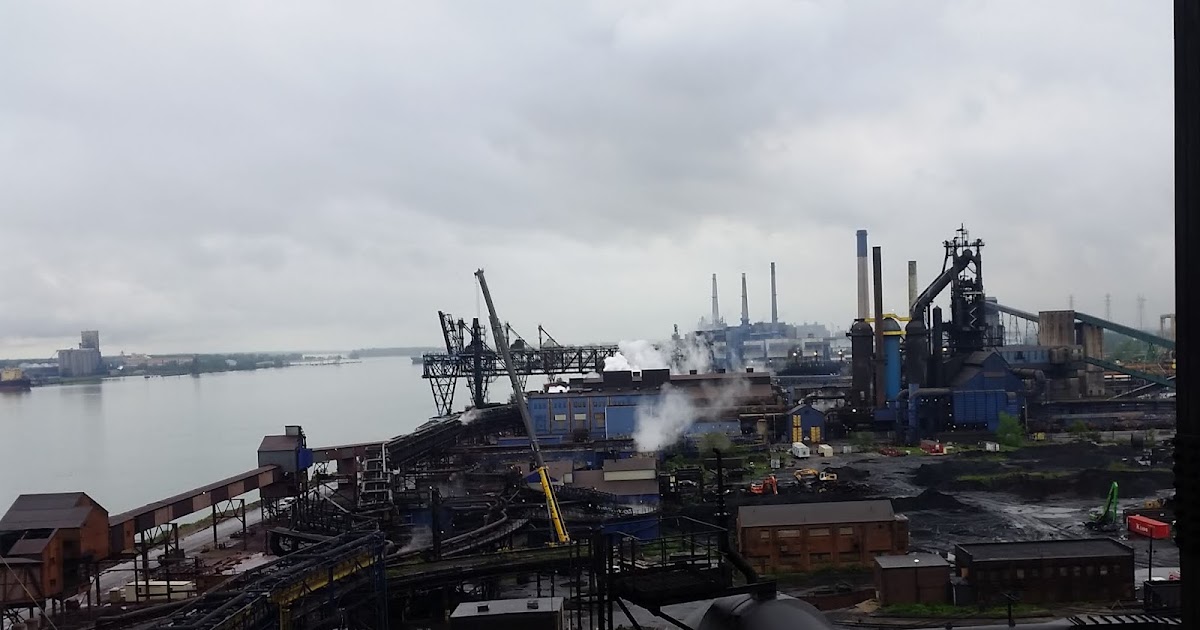 Manager Sandwich: The Middle Manager's Survival Blog