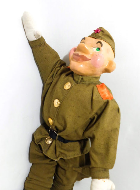 RARE VINT USSR SOVIET ARMY HAND PAINTED PAPER MACHE DEFENDER DOLL W ...