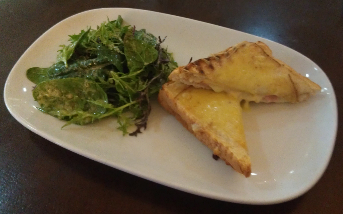 Louis Sergeant, Wellington (NZ) by Benny - Eat and Be Merry Crew