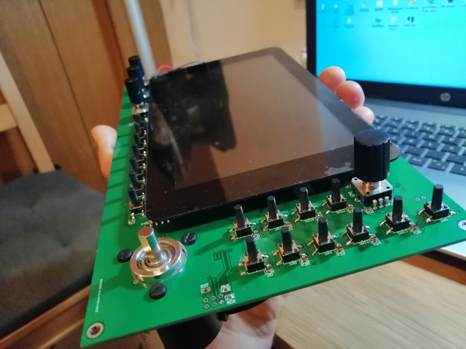 YU5MOL: PiHPSDR Controller MKII