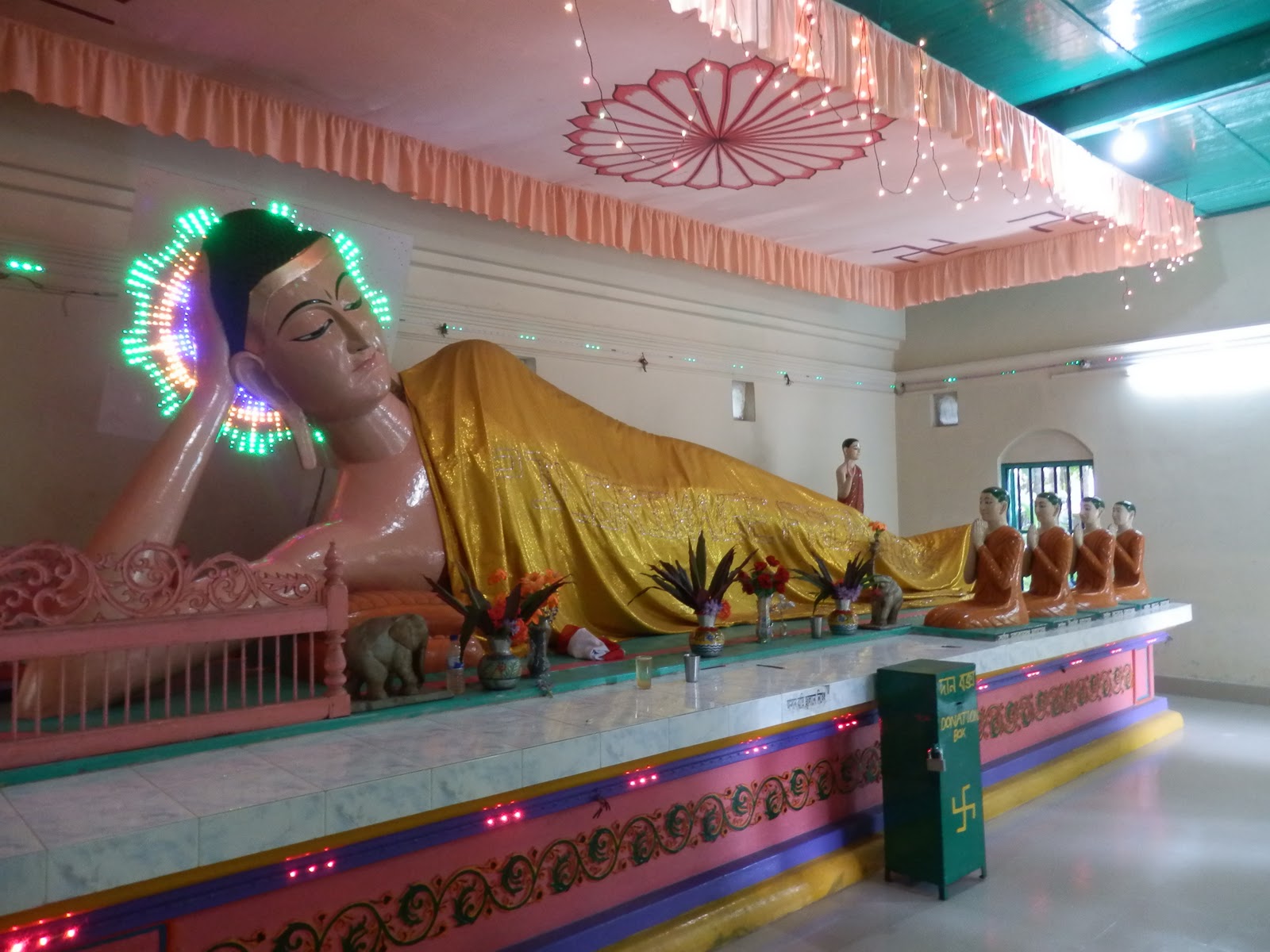 Bangladesh Unlocked: RAMU: THE ANCIENT TEMPLES