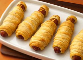 devilish delights: YUMMY MUMMY