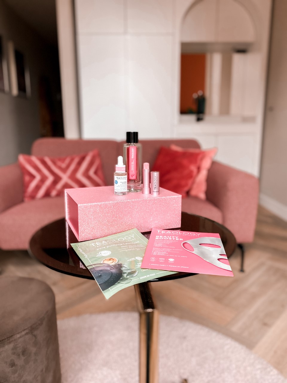 TEAOLOGY MIX REVIEW | The Pastel Suitcase