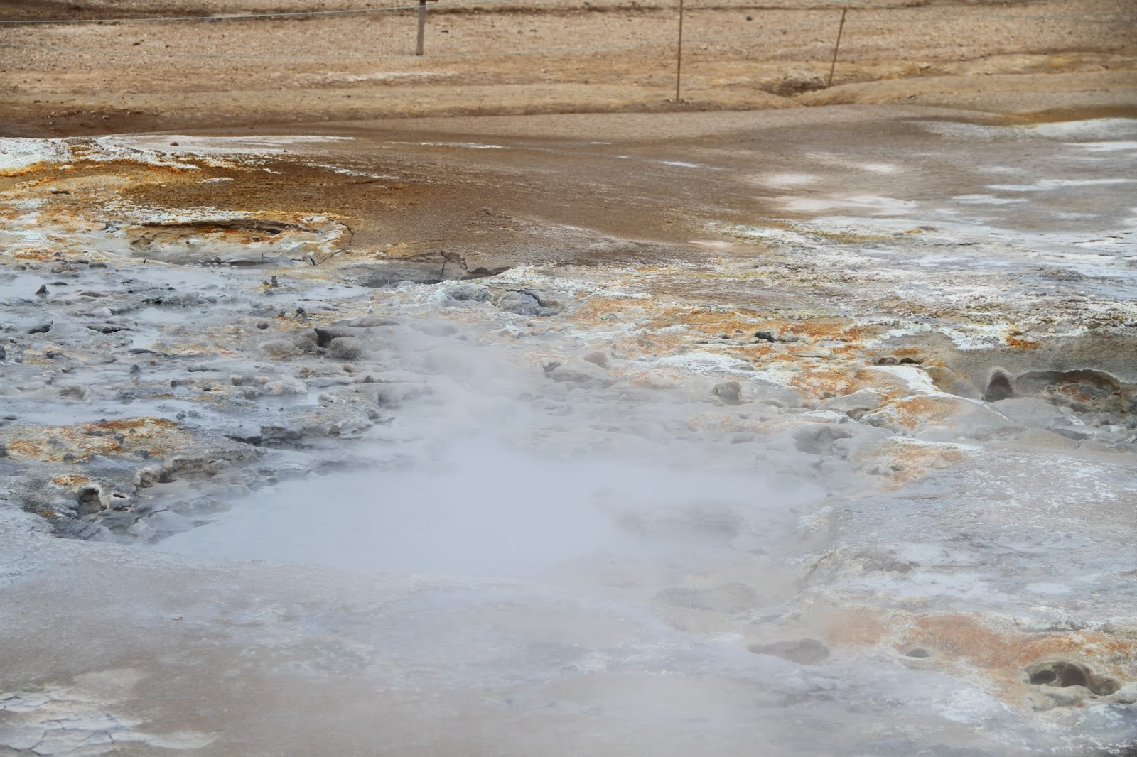 Lost in Iceland: Smrdi, smrdi, kako smrdi....