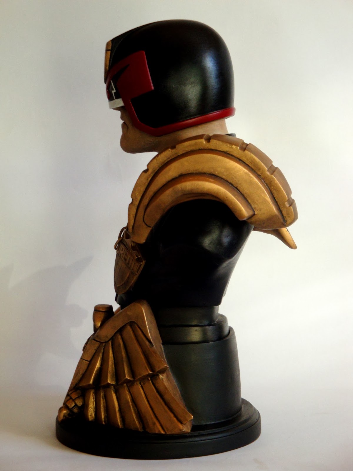 Michael White Sculpting & Props: Judge Dredd & Judge Anderson 1/3 Scale ...