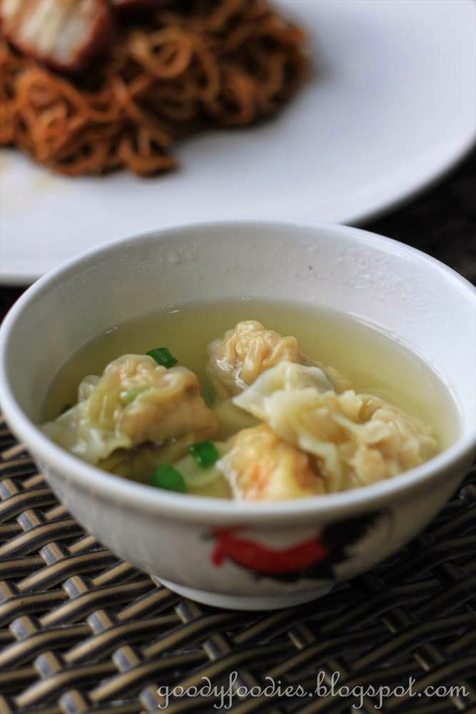 GoodyFoodies: Recipe: Homemade Pork and Prawn Wantans in Soup