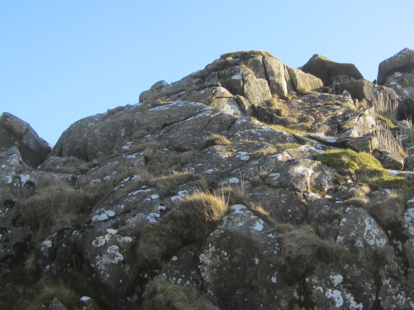 Stonehenge and the Ice Age: Glacial features on Carn Goedog