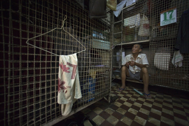 SoWomen: The Cage Home where Hundreds of Elderly Men as Housed in Hong ...