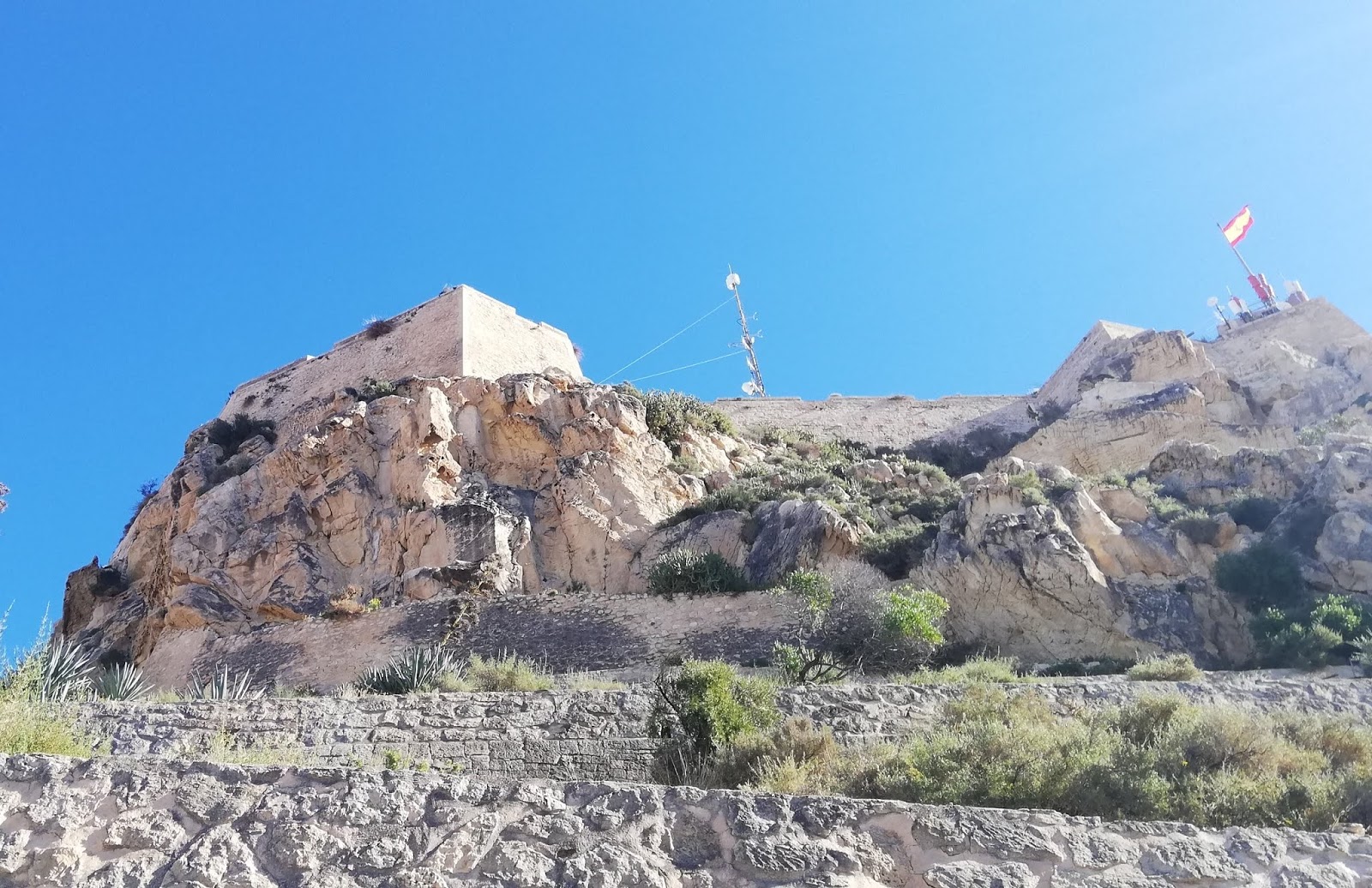 Guía de los Castillos, Torres y Fortificaciones de Alicante: Castillo ...