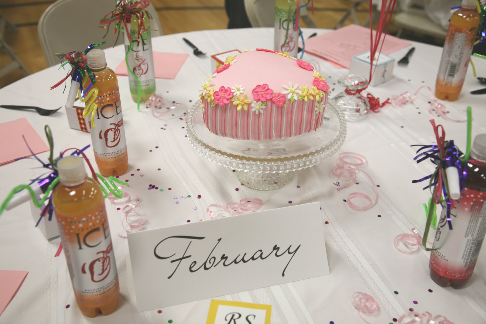 Michelle's Cakes, Cookies and Cupcakes: Butterfly cupcakes, Valentine ...