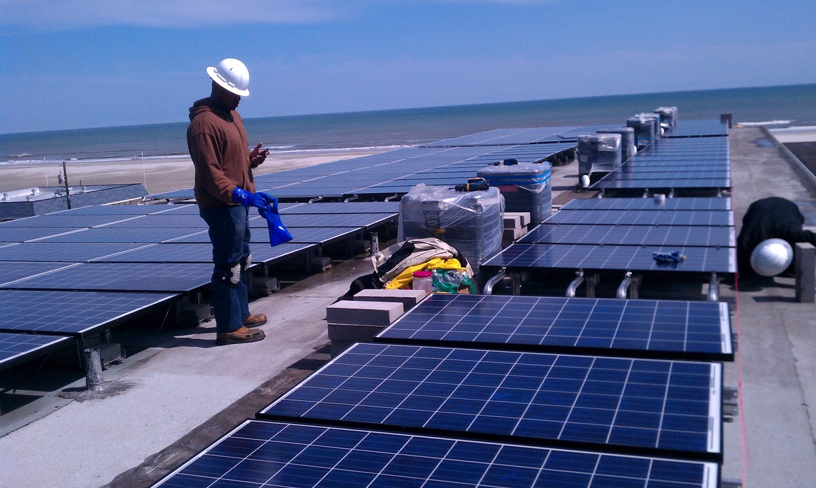 SOLAR RENEWAL 4 LIFE: SOLAR RENEWAL For LIFE