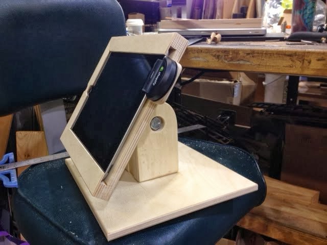MACNABB ARTS: iPad register stand!