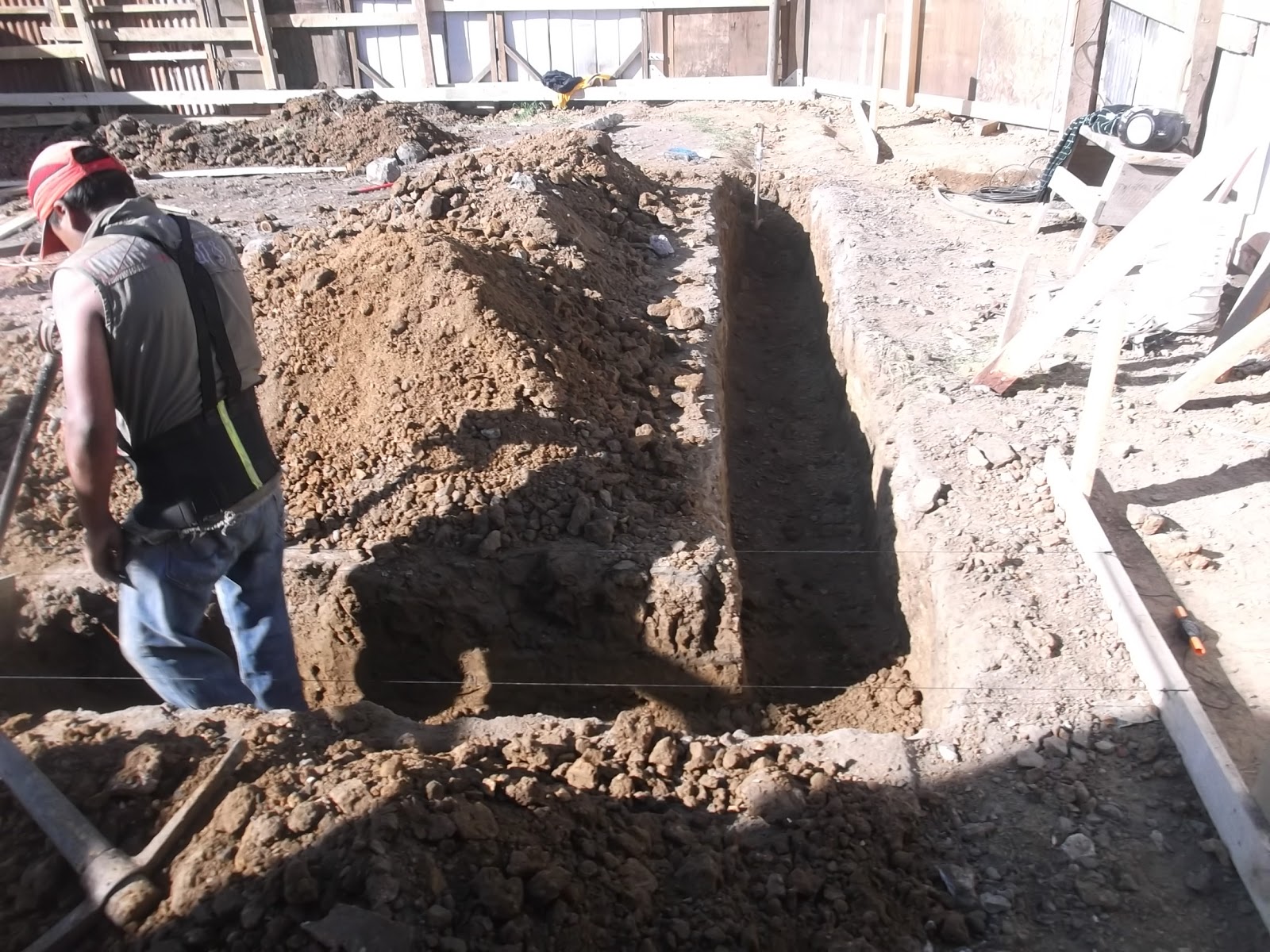 guarda construcciones JDC: excavacion de cimientos