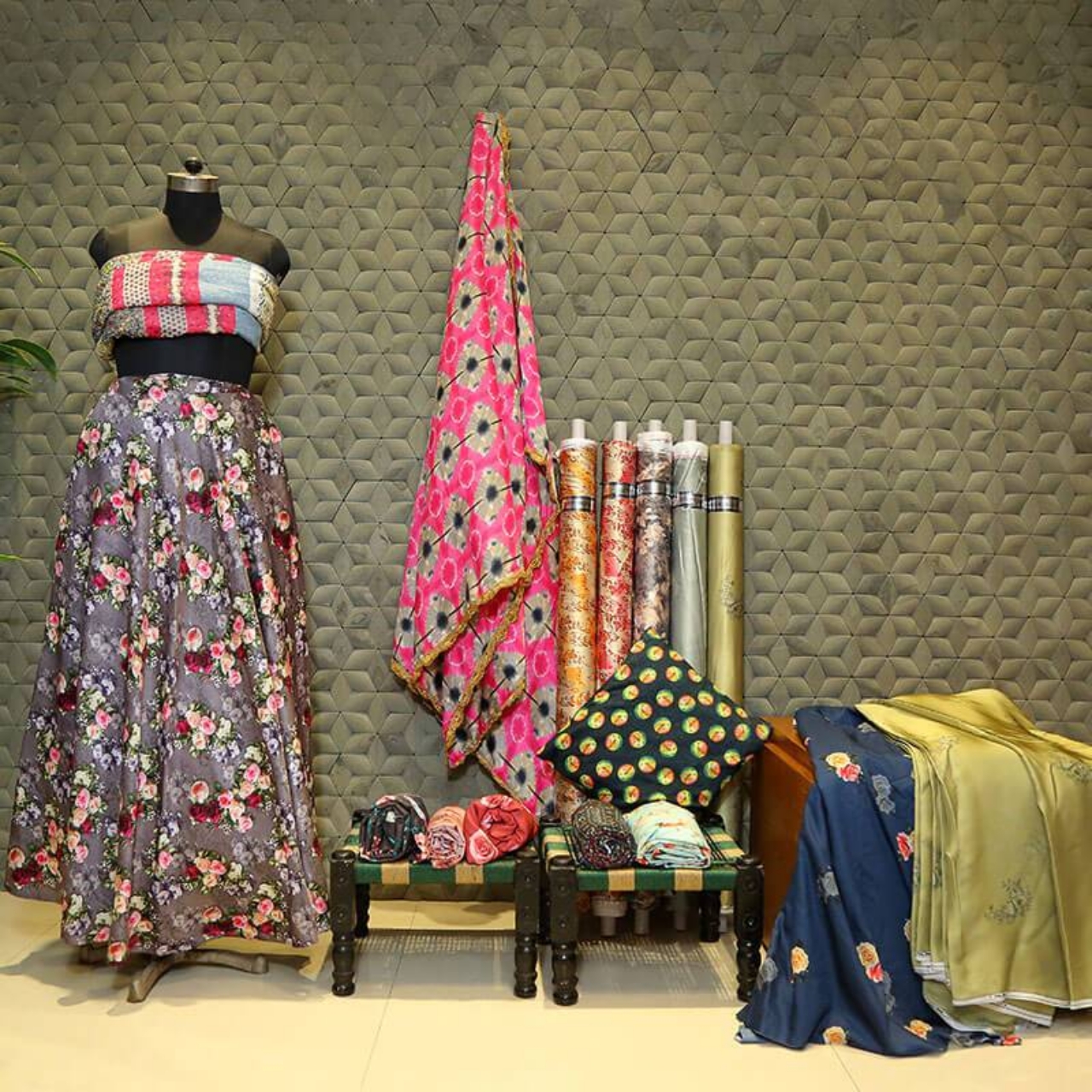 This surat based fabric e-commerce startup that offers customised ...