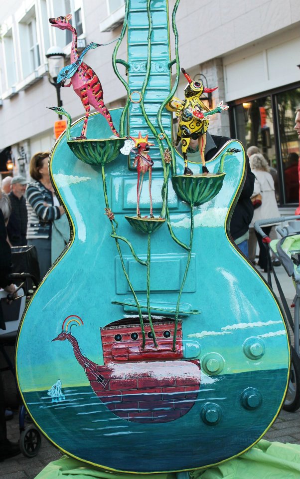 Midwestern City Girl: Guitar Town Statues Round 2