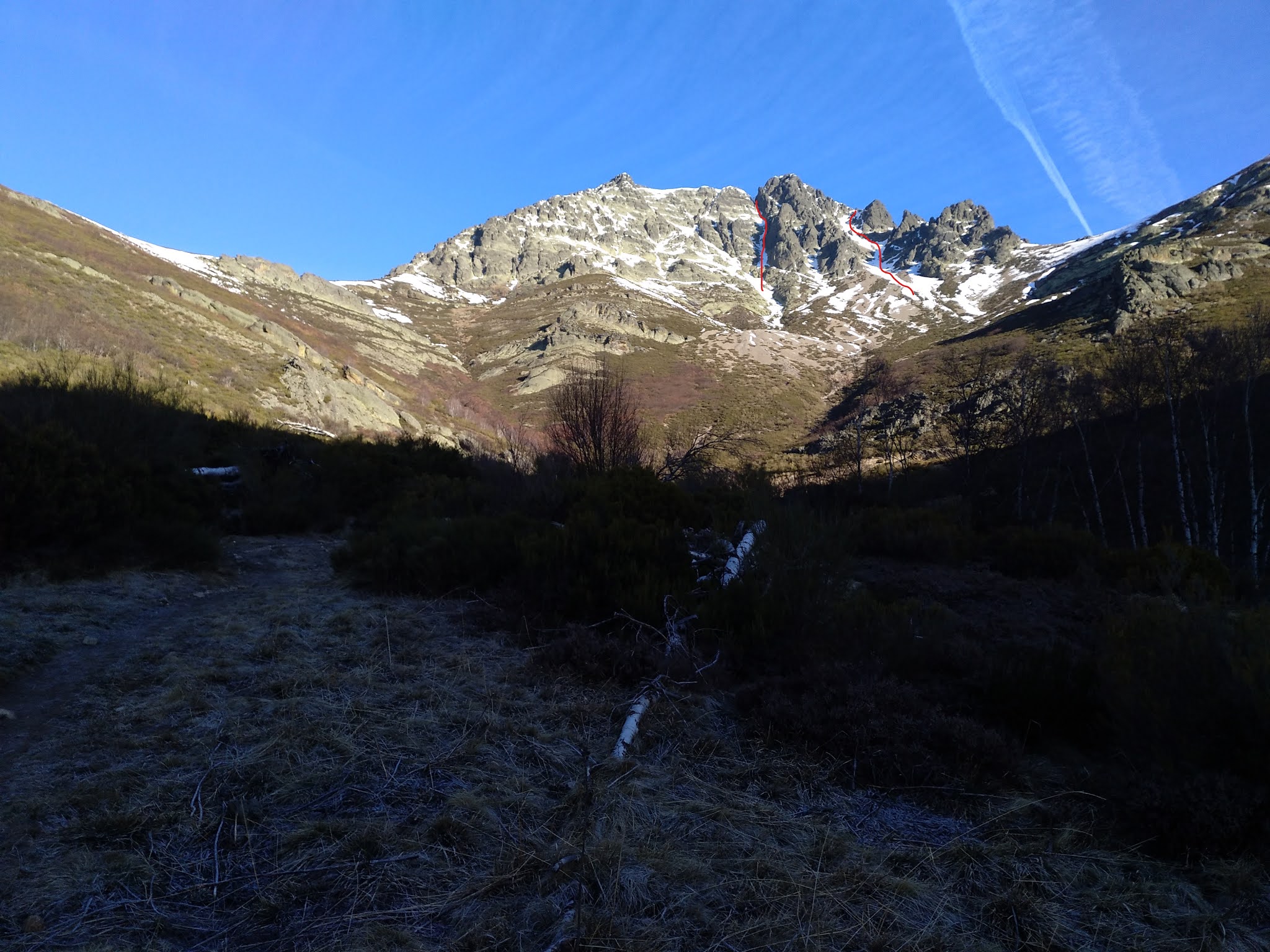 Corredor Sur del Curavacas (AD-/55º/II+) (2520m)