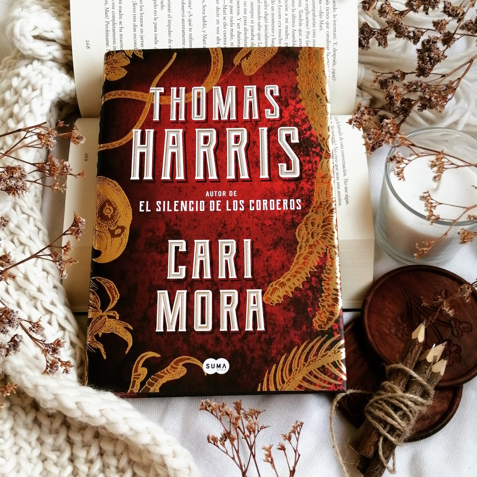 Dragones en el país de los libros: Reseña: CARI MORA - Thomas Harris