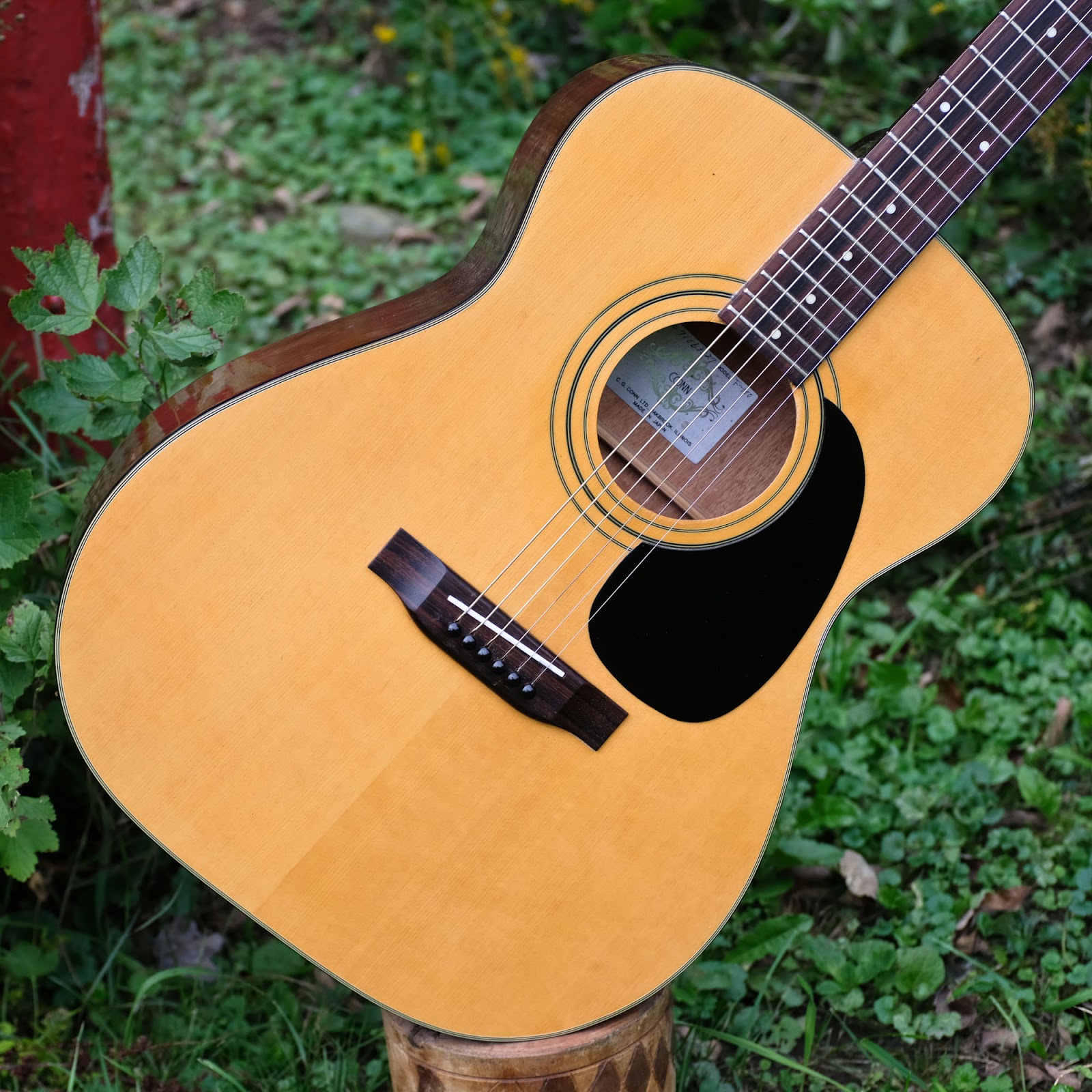 1970s Conn F-100 000-Size Flattop Guitar