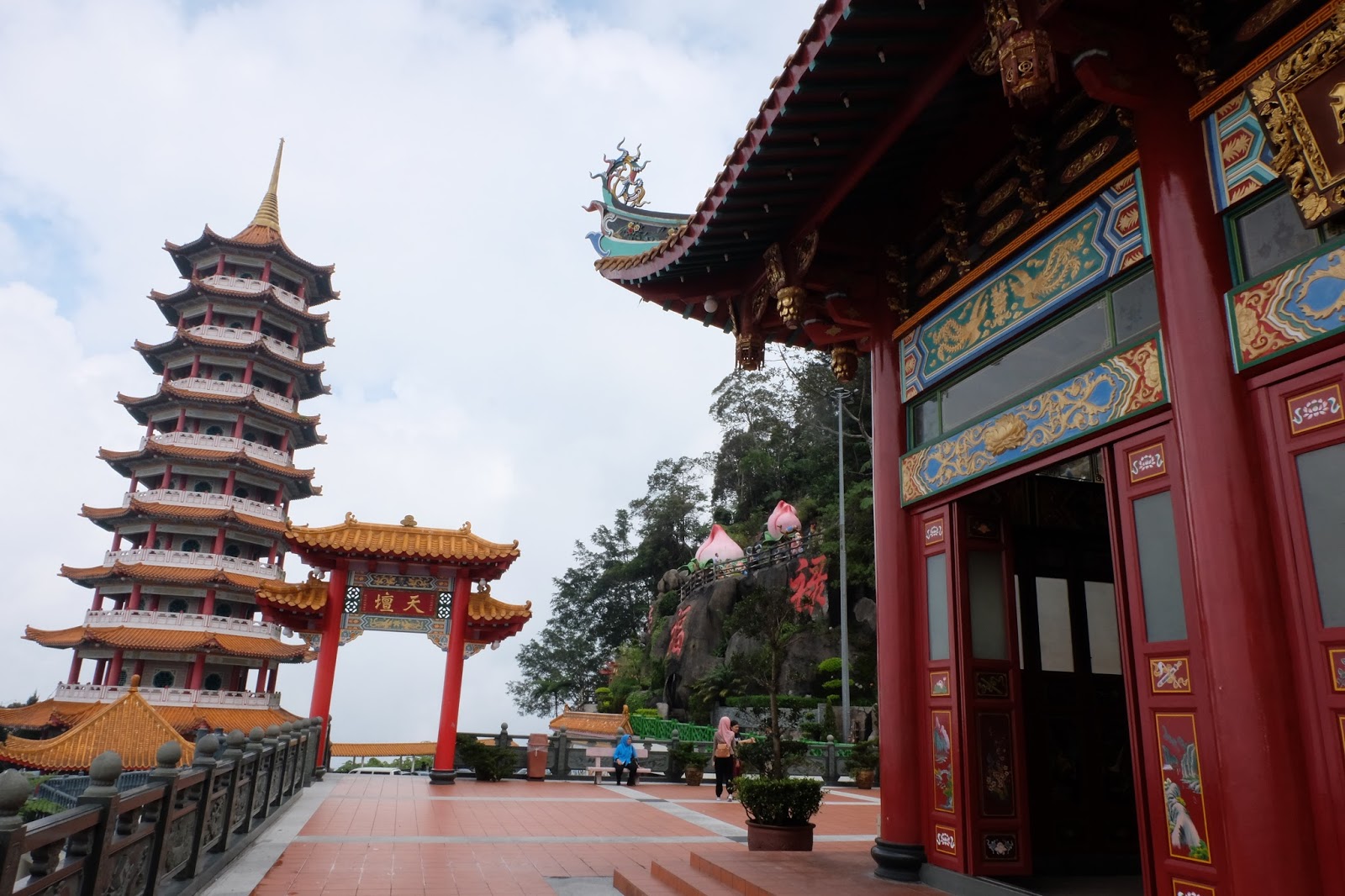 Kee Hua Chee Live!: CHIN SWEE TEMPLE COMPLEX AT RESORTS WORLD GENTING ...