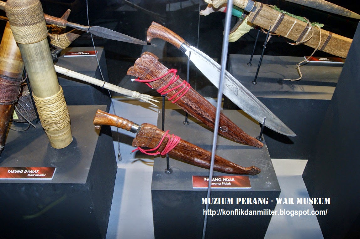 Sejarah Konflik & Militer: Malay Traditional Weapon, Firearms & Cannon ...