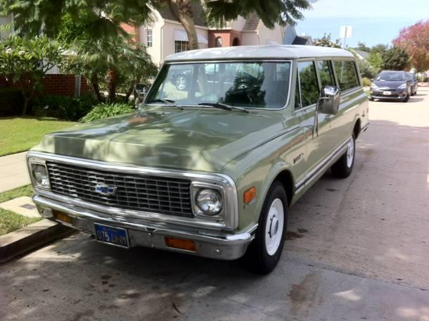 10k: Avocado Mega-Wagon; 1971 Chevy C/20 Suburban - DailyTurismo