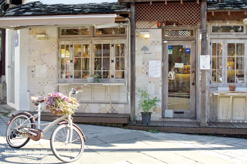 travel tales: South Korea: Seoul: 5 Things to do in Samcheong-dong