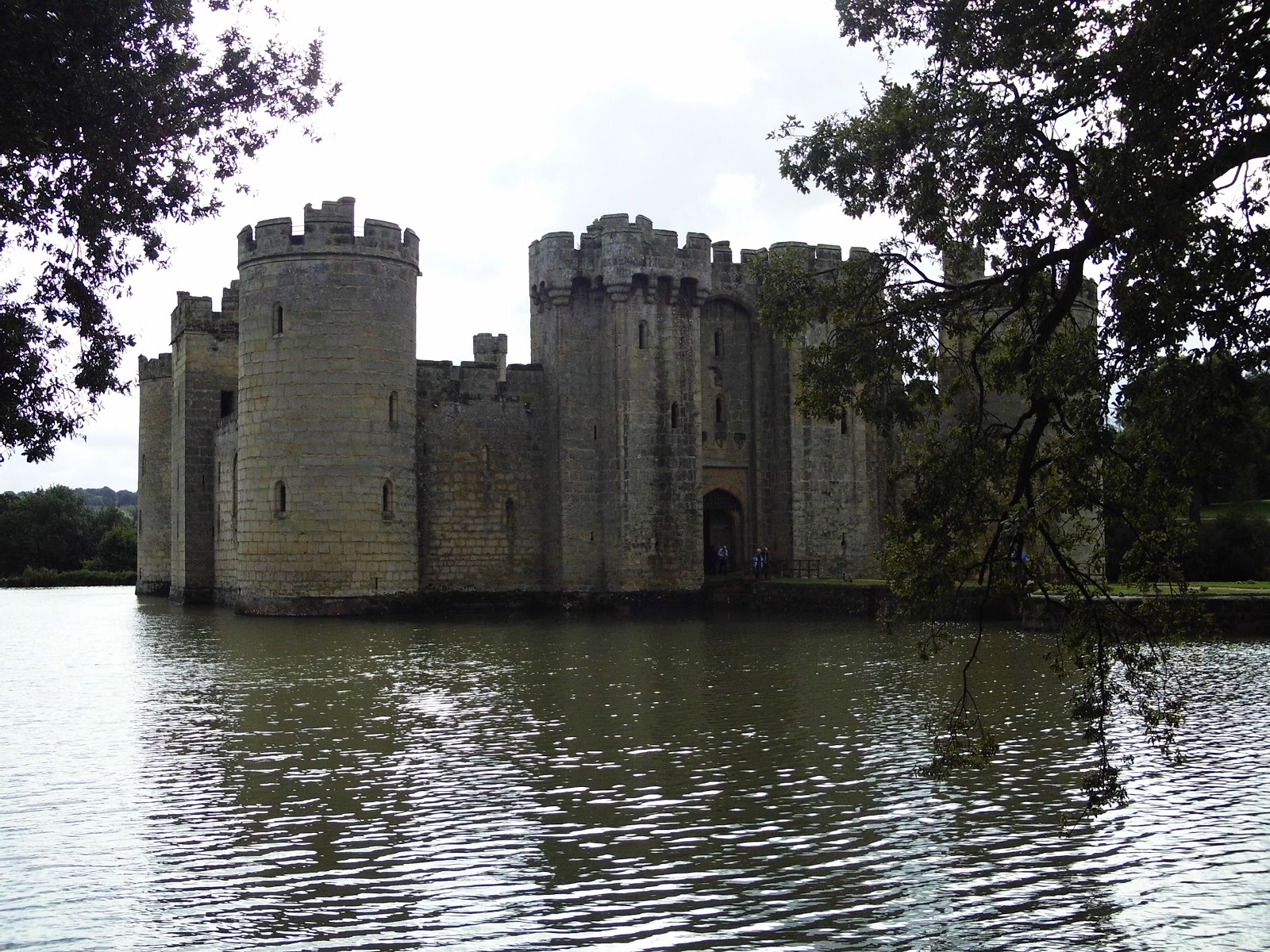 Ubique: Great Round Tower Hourding