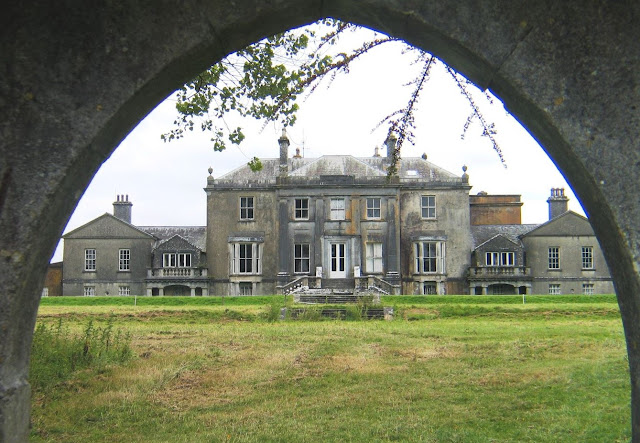 Landed families of Britain and Ireland: (383) Barker of Grimston Hall ...