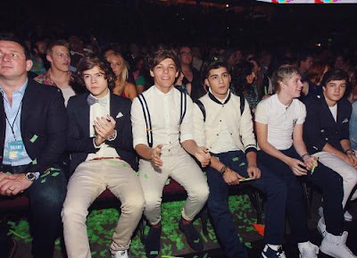 One Direction Spain: Fotos de 1D en los KCA:)