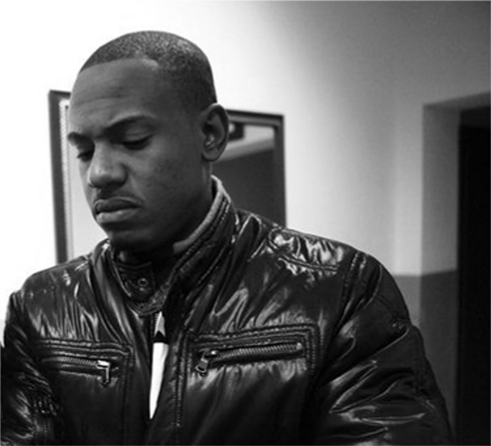 HIP HOP NA NET ANGOLA: KID MC ANUNCIA NOVO E ÚLTIMO ALBÚM "SOMBRA"