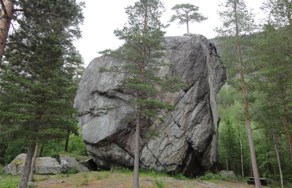 Tiurskogen: Otersteinen ved Storsjøen i Rendalen