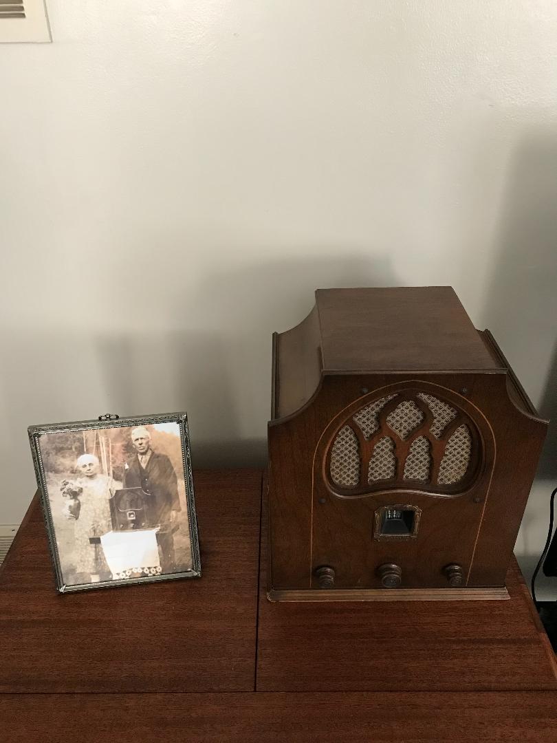 Victorian Antiquities and Design: Radio Days: A long way home