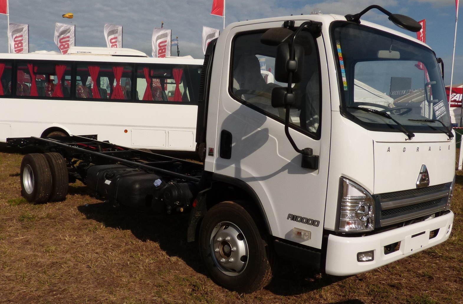 TRANSPORTES DO MUNDO TODO DE TODOS OS MODELOS: Agrale A10000