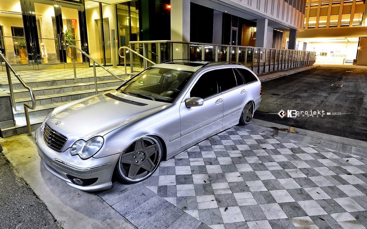 Mostbook: Tuning Mercedes-Benz C-Class W203 Universal Stance