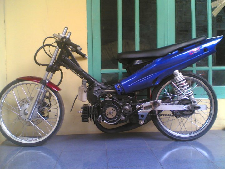 Gallery Pictures MotorBike: Yamaha F1Z R