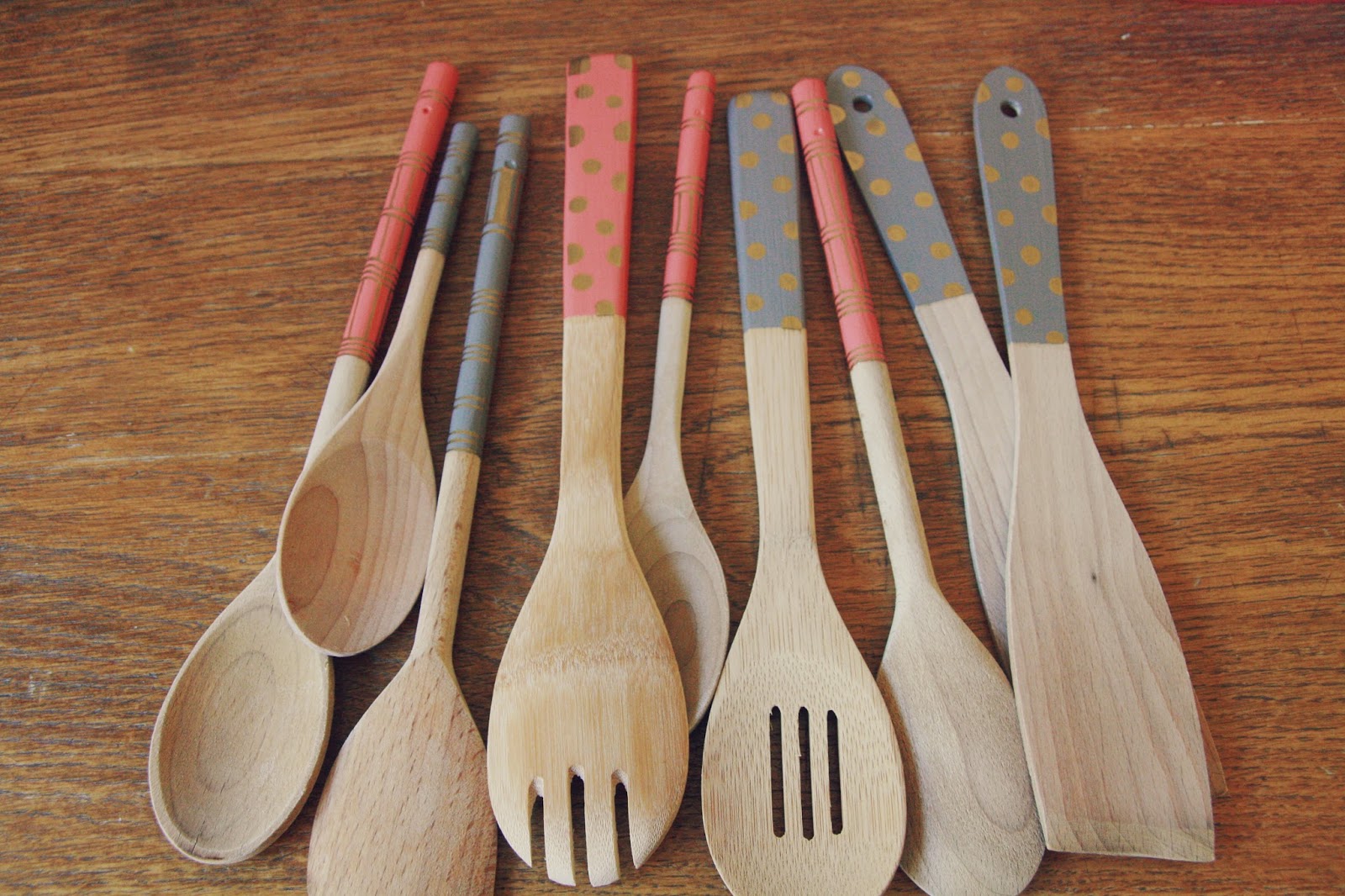 Katie Jessica : DIY: Decorative wooden spoons