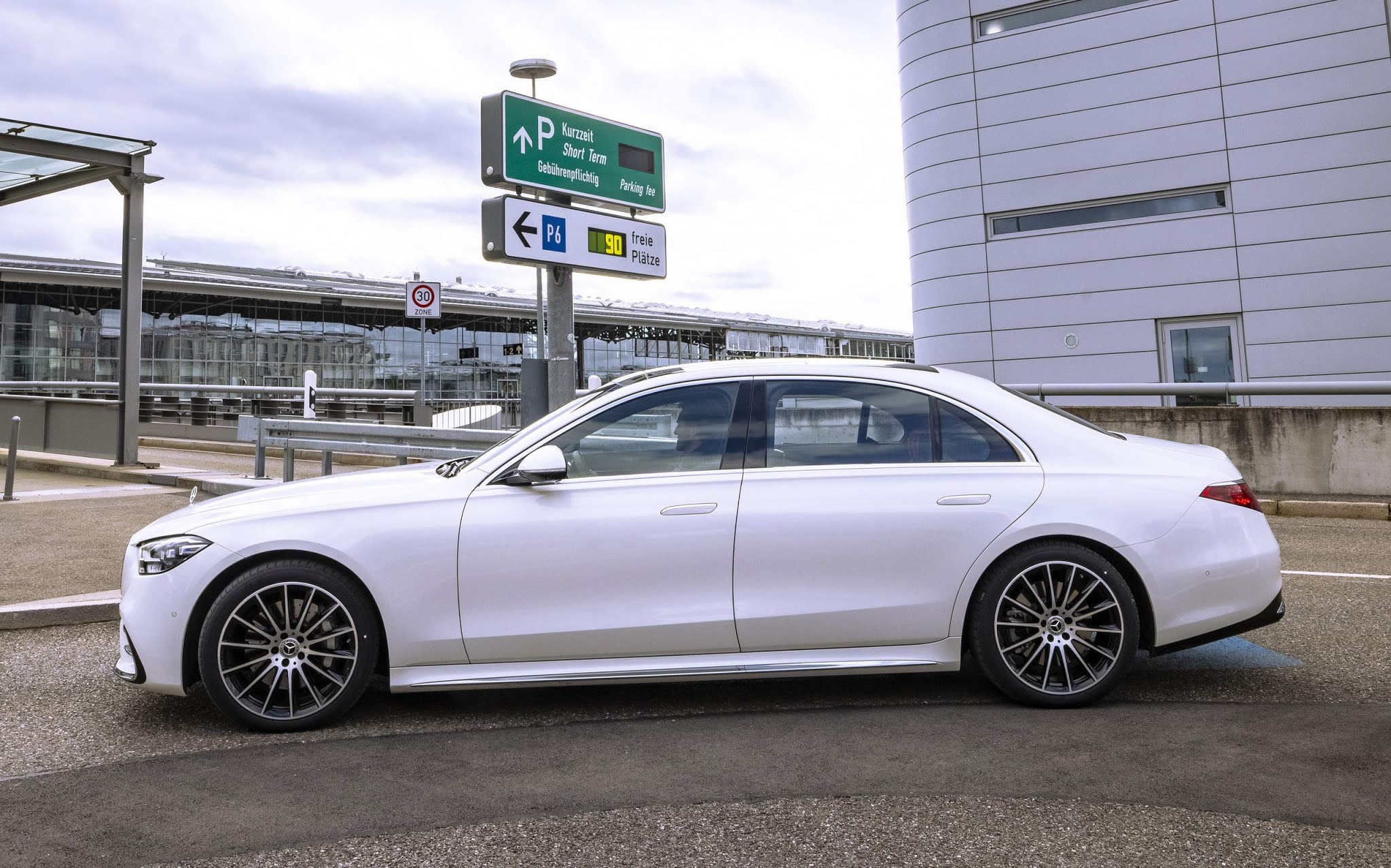 Mercedes Classe S: preço nos EUA parte de US$ 109.800