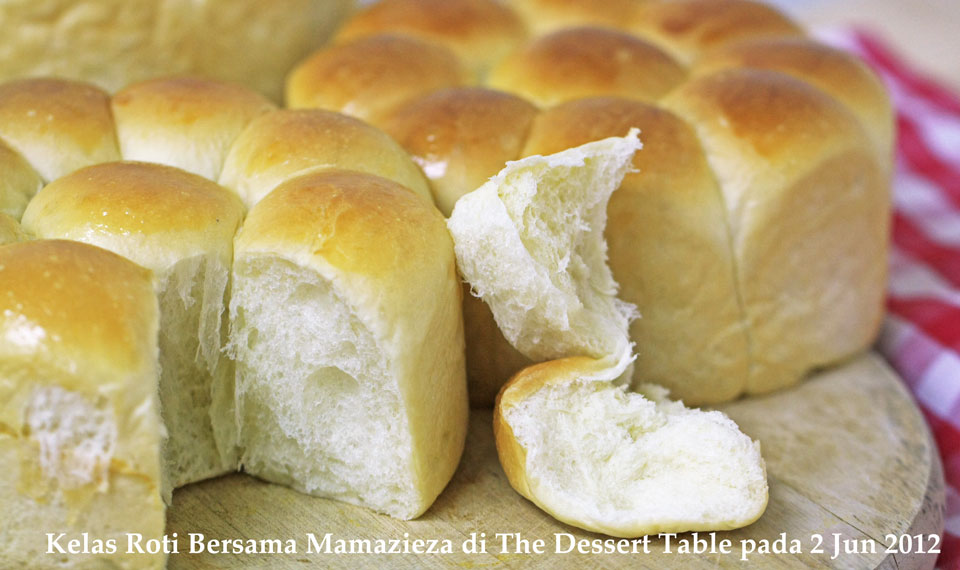 THE DESSERT TABLE: Back from a long hiatus! Salam Ramadhan