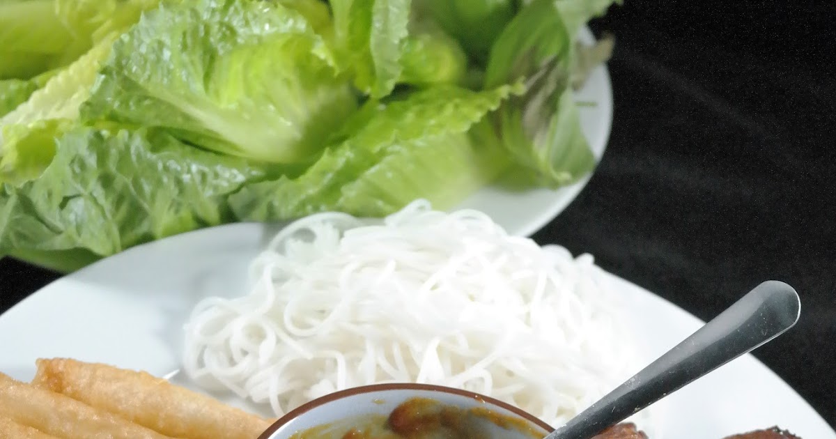 Shortcut 'Nem Nuong': Vietnamese Meatball Spring Rolls
