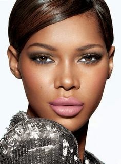 Eyebrows Makeup: Eye Shadow Colors for African American Women