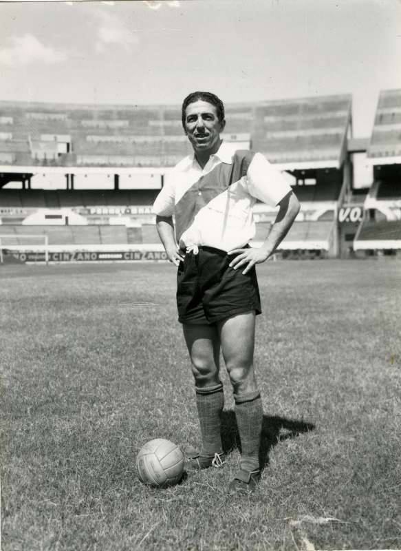 Agencia Nuevas Dimensiones: Vota por LABRUNA, una leyenda del River
