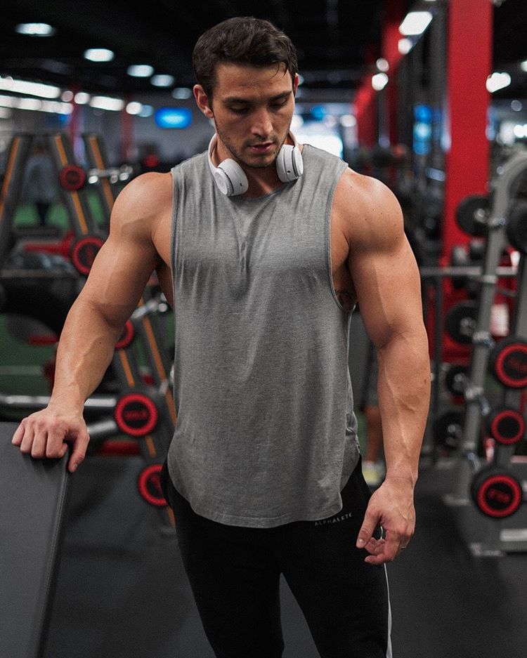 Muscle, Muscle, Muscle: Justin Howells