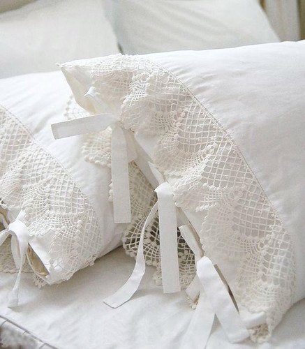 Eye For Design: Decorate With Lace For Romantic Interiors.......In Time ...