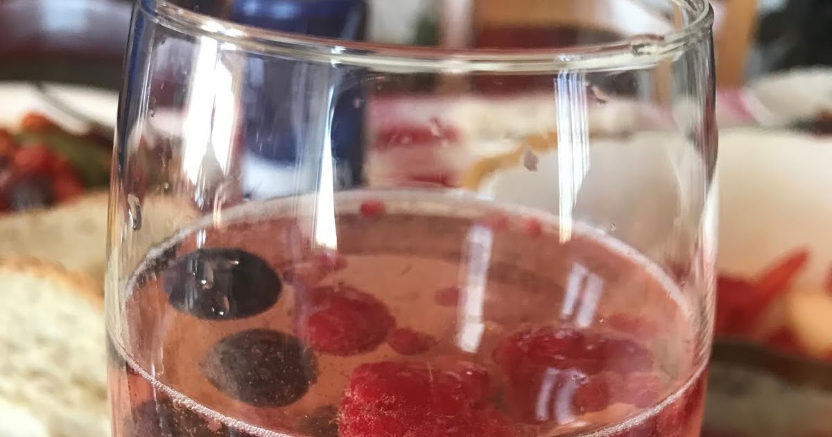 Patty fait sa cuisine!: Sangria aux fruits rouges