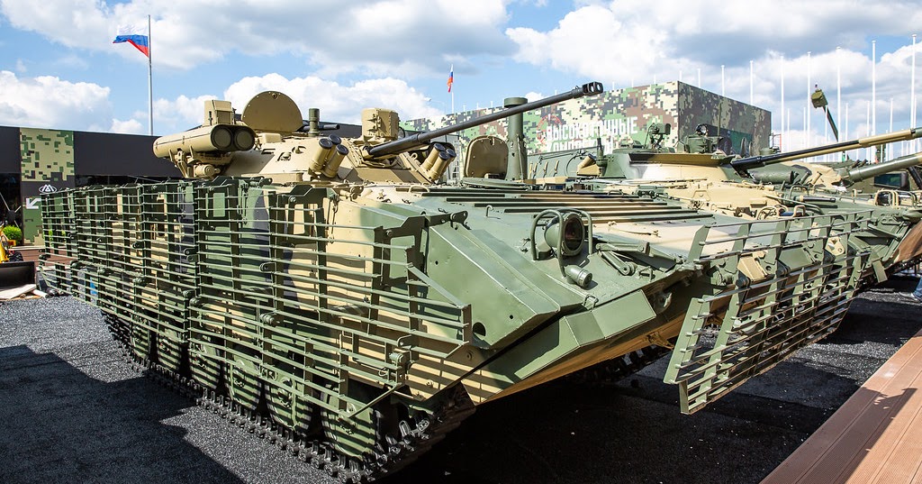 The Dead District: Russian armoured vehicles and MBTs at the Army-2020 forum