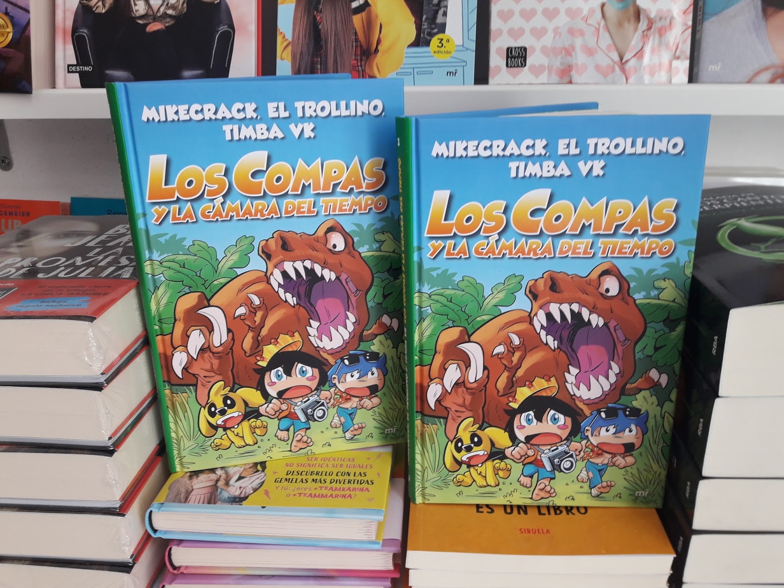 El Libro en Blanco: Los Compas y la cámara del tiempo.