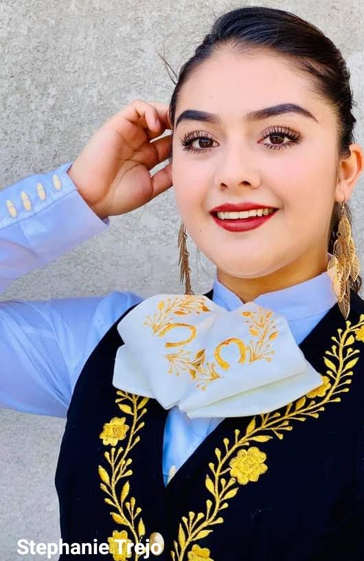 somos el espectador: STEPHANIE TREJO LA JOYA JUVENIL PARA EL MARIACHI