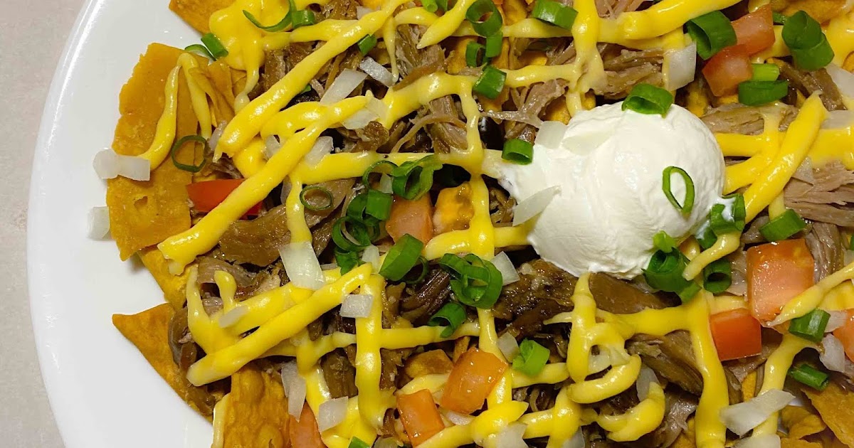 Hawaii Mom Blog: Maebo One-Ton Nachos Recipe