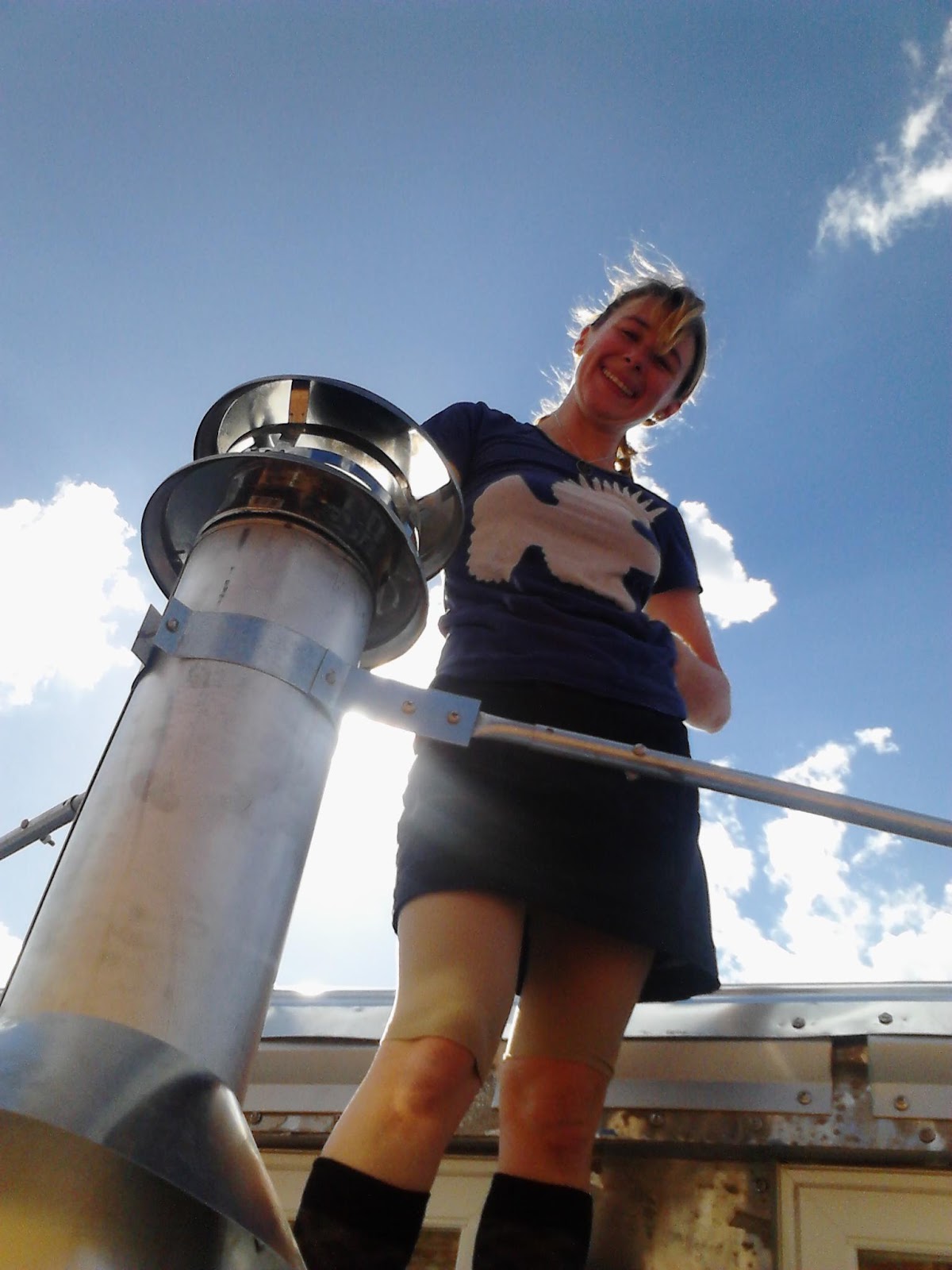 Building a Home-made Solar Powered Travel Trailer From the ground up ...