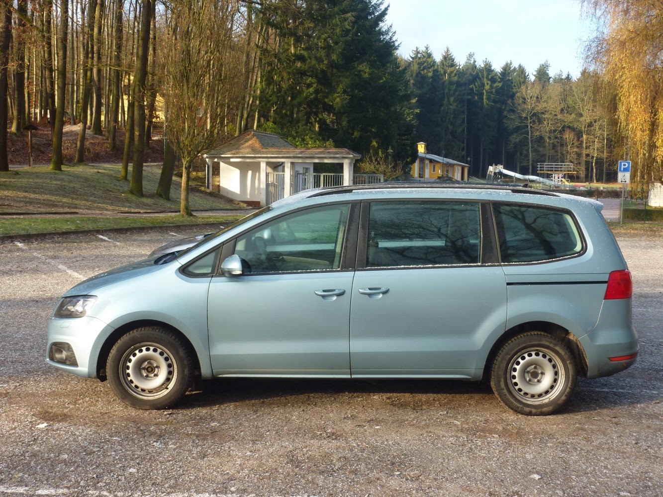 Toyota Sienna in Germany: Vergleich: Seat Alhambra gegen Toyota Sienna